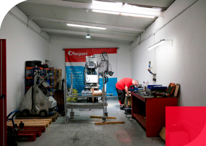 Robot de lavado para granjas de cerdos ProCleaner X100